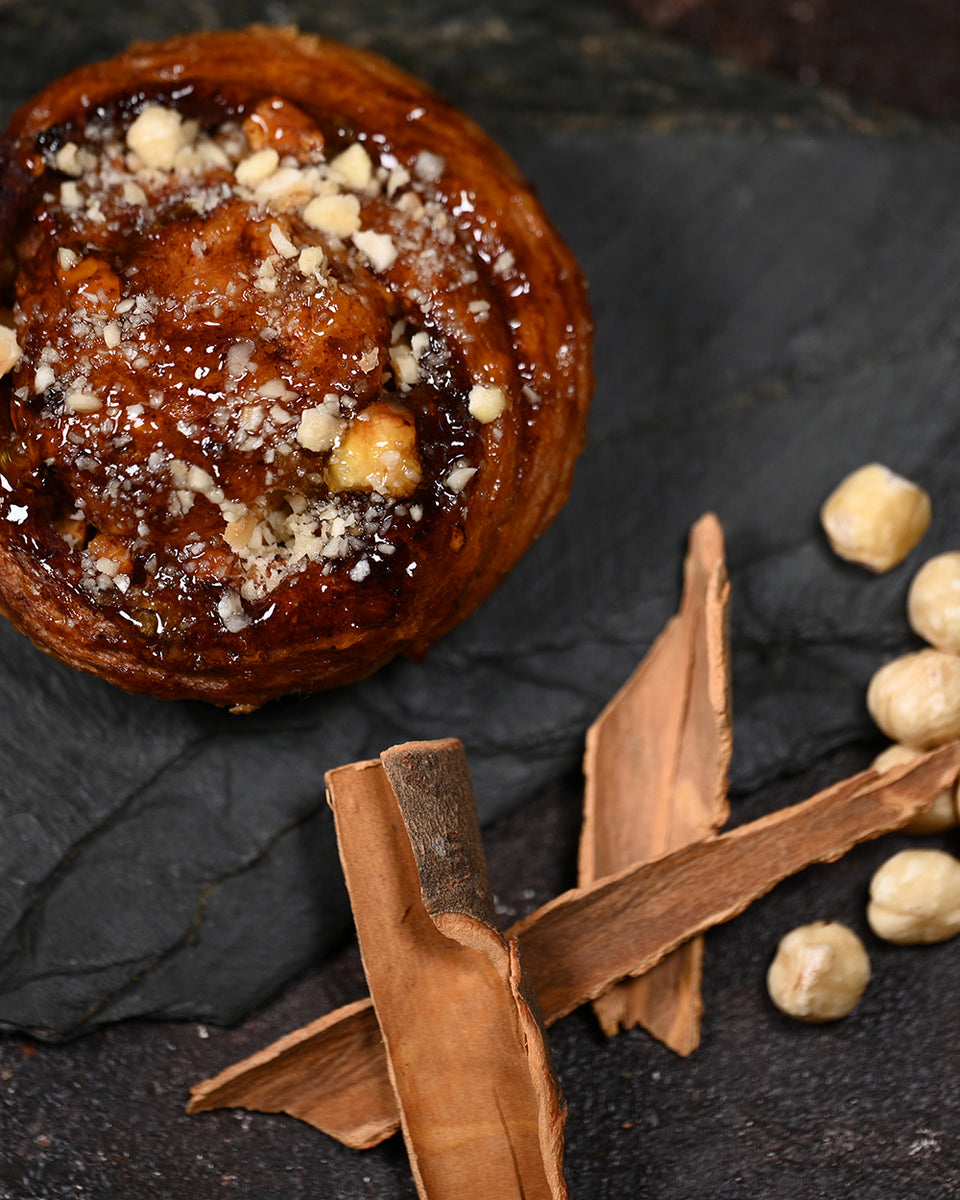 Hazelnut Cinnamon Roll – elloras.in